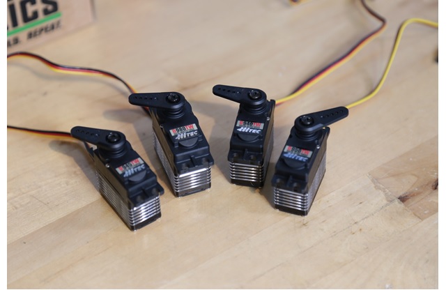 New Hitec D-Series Servos at ServoCity | GiantScaleNews.com New Hitec D-Series Servos at ServoCity | GiantScaleNews.com